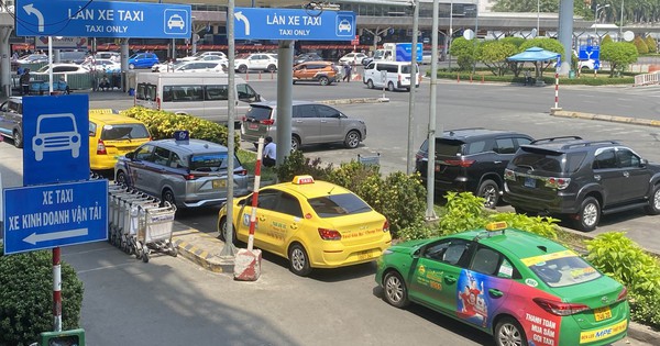TCP lên tiếng việc áp dụng mức thu phí taxi vào sân bay Tân Sơn Nhất ...