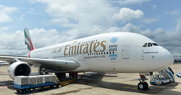 Emirates đưa "siêu máy bay" A380 vào hoạt động tại Washington | Tạp chí ...